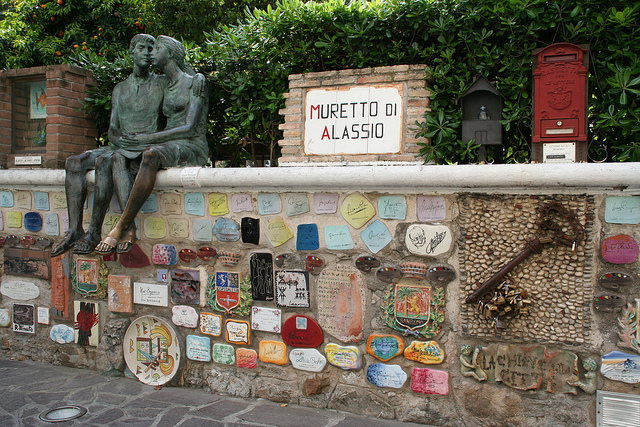 Le spiagge più belle della Liguria - Alassio - Spiaggia e passeggiata ...